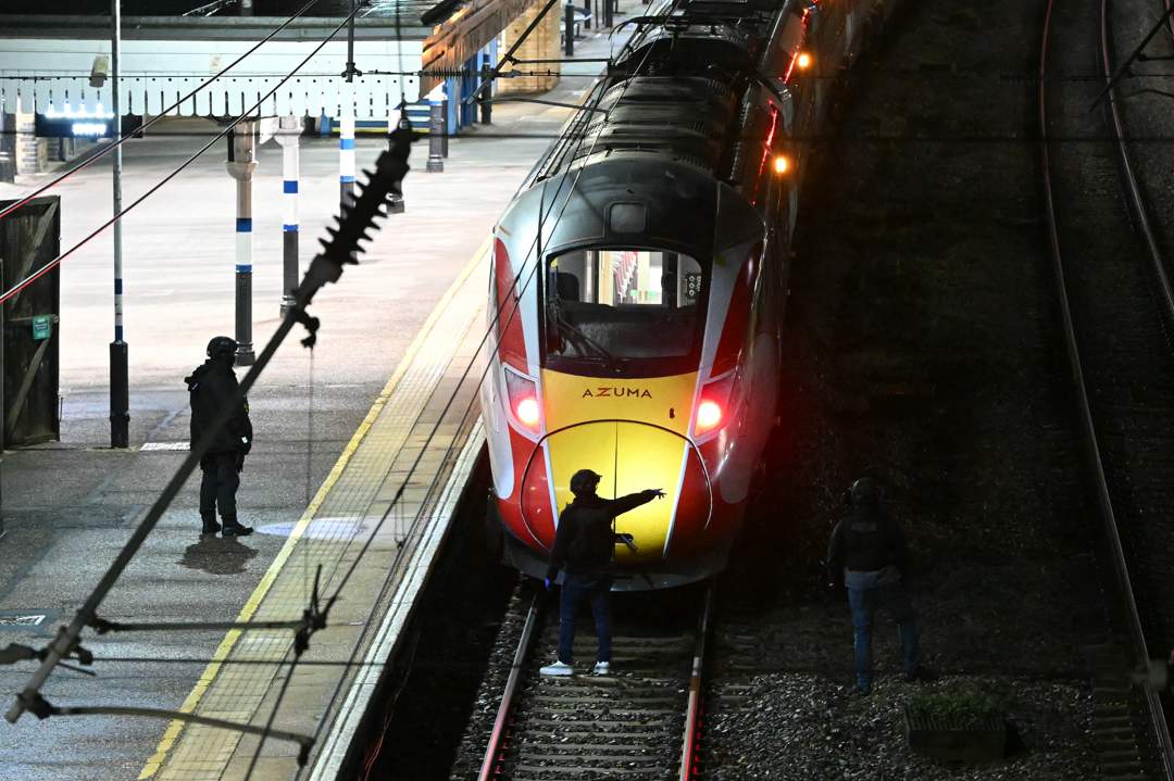 Aanvaller op Britse trein nie terroris, sê minister | Netwerk24