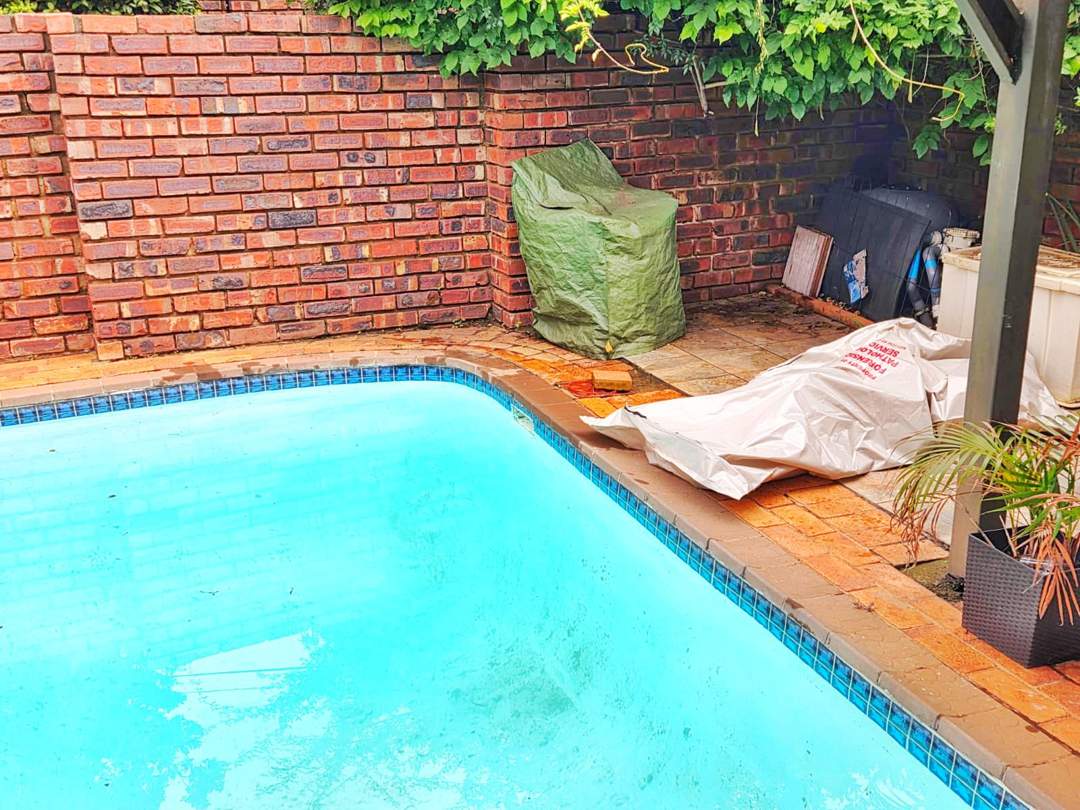 80-jarige vrou verdrink in swembad | Netwerk24