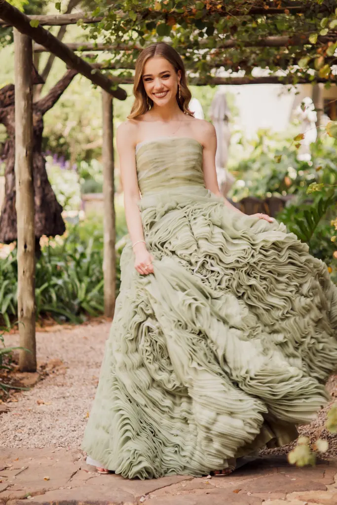 HIER IS HULLE: SARIE Matriekafskeidrok-kompetisie se top-30! | Netwerk24