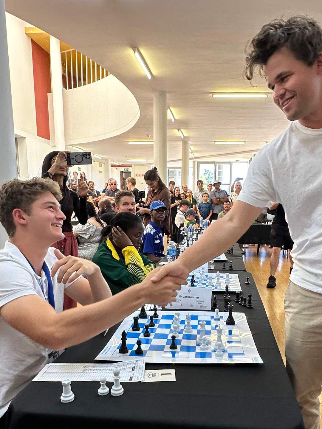 Plaaslike skaakboffins laat internasionale spelers bontstaan | Netwerk24