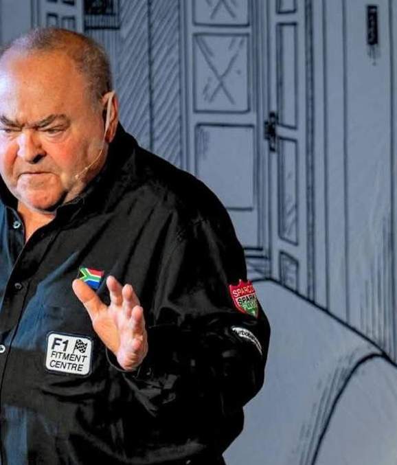‘Molly & Wors’ toer in Desember op die verhoog | Netwerk24