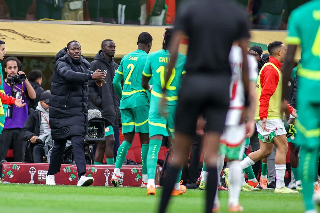Boetes vlieg ná Afcon-chaos: Senegal-afrigter swaar gestraf | Netwerk24