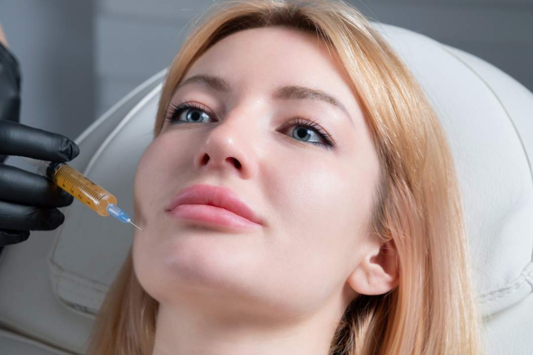 ‘Boob job’, kaakchirurgie en Botox: ‘Ek was soos ’n dwelmslaaf’ | Netwerk24