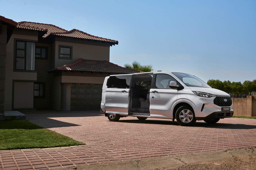Kajuit stink? Jou Ford-bus kan ’n fout met sy battery hê | Netwerk24