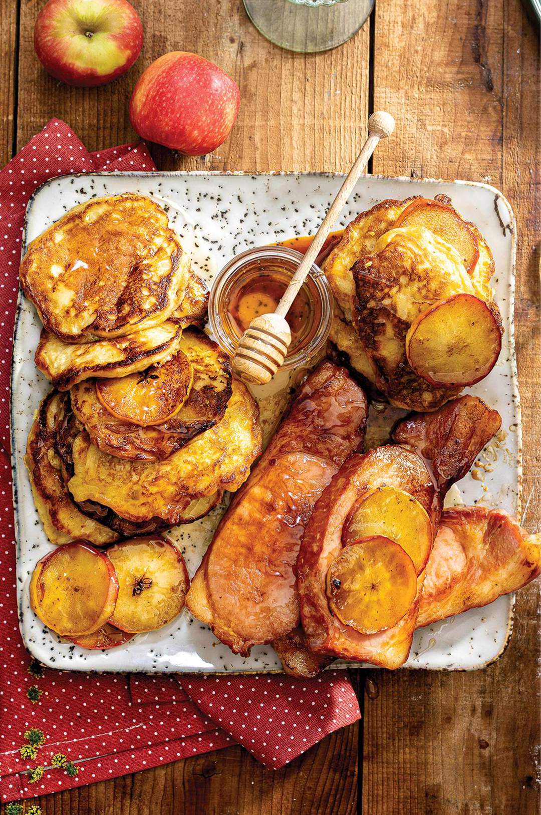 KYK | Appelplaatkoekies met kasslertjops | Netwerk24